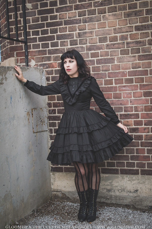 Neo Victorian Gothic Dresses Dark Romantic Vintage 1970s Black Maxi