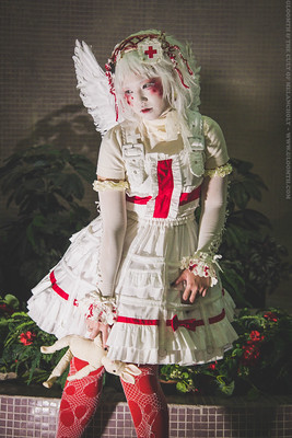 Ghostly Angel Photoshoot – Gloomth & the Cult of Melancholy